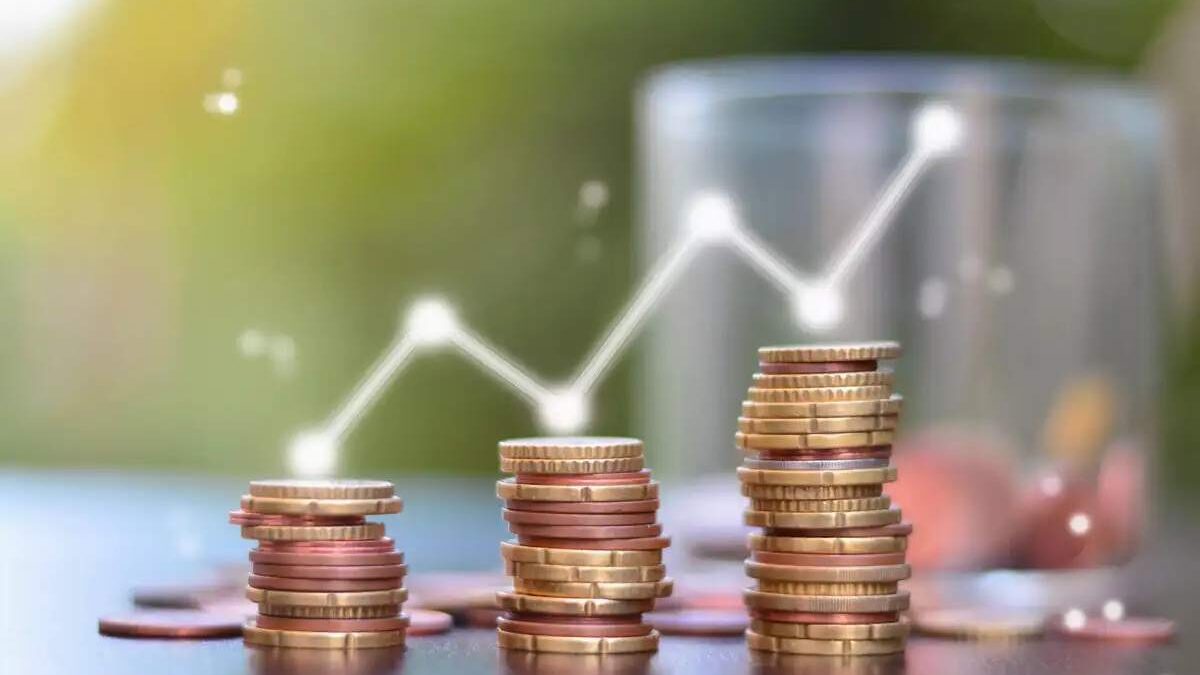 How to Get More for Your Money: Top Tips for Using the Internet